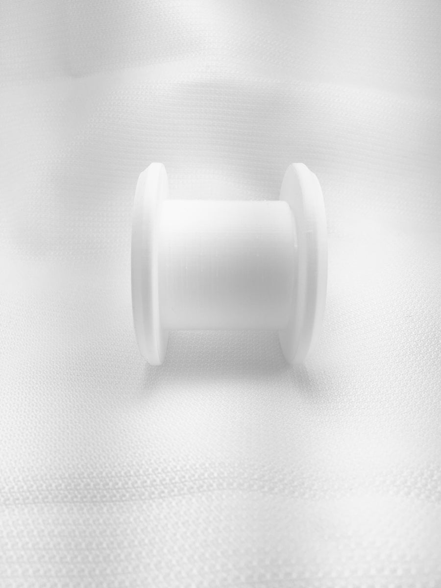 Table Grommet - White 1" - 1 1/2" Thickness - Wall Eye Solutions Cable